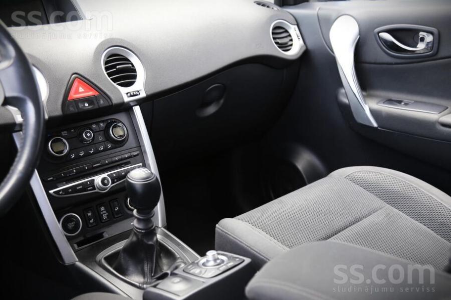 Pelēks Renault Koleos 2008 Rīga, ar dzinēja tilpumu 2.00 L un nobraukumu 233 tūkst. km par 2995 €, foto 10 vietnē AUTOMOTO.COM.LV