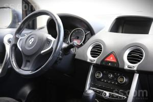 Pelēks Renault Koleos 2008 Rīga, ar dzinēja tilpumu 2.00 L un nobraukumu 233 tūkst. km par 2995 €, foto 12 vietnē AUTOMOTO.COM.LV