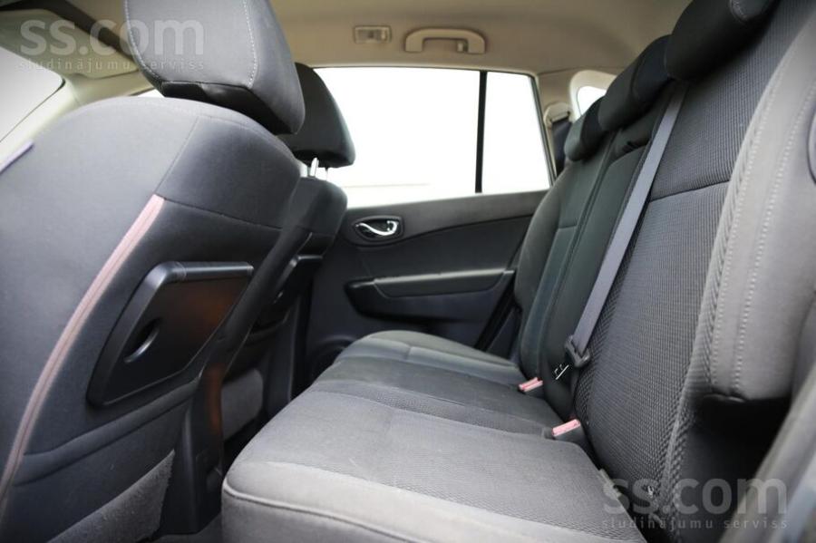 Pelēks Renault Koleos 2008 Rīga, ar dzinēja tilpumu 2.00 L un nobraukumu 233 tūkst. km par 2995 €, foto 15 vietnē AUTOMOTO.COM.LV