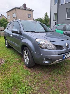 Grey Renault Koleos 2008 in Kaunas, with an engine capacity of 2.00 L and mileage of 240 thousand km for 1400 €, photo 3 on AUTOMOTO.COM.LV