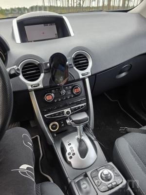 Pelēks Renault Koleos 2009 Rīga, ar dzinēja tilpumu 2.00 L un nobraukumu 210 tūkst. km par 3700 €, foto 6 vietnē AUTOMOTO.COM.LV