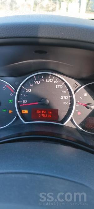 Pelēks Renault Koleos 2009 Liepāja, ar dzinēja tilpumu 2.00 L un nobraukumu 240 tūkst. km par 3500 €, foto 8 vietnē AUTOMOTO.COM.LV