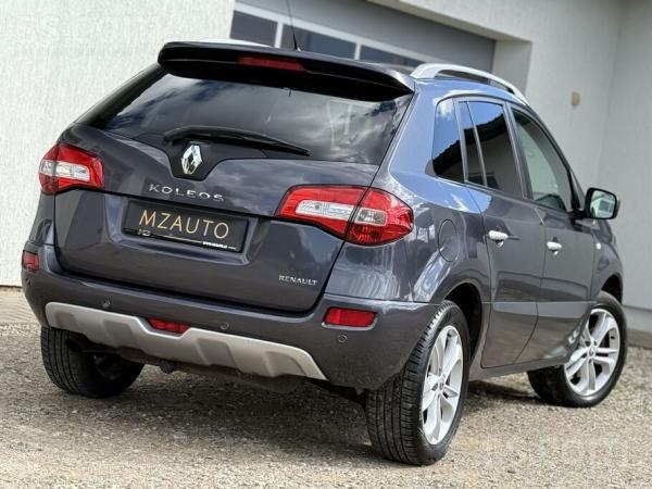 Grey Renault Koleos 2011 in Tukums, with an engine capacity of 2.00 L and mileage of 186 thousand km for 6299 €, photo 5 on AUTOMOTO.COM.LV