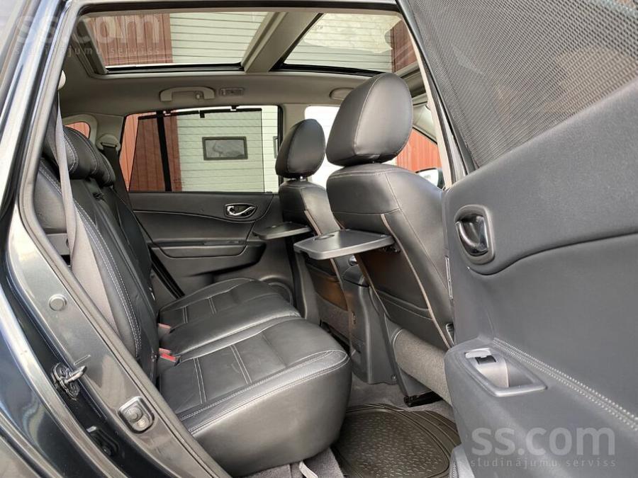 Grey Renault Koleos 2012 in Riga, with an engine capacity of 2.00 L and mileage of 191 thousand km for 5990 €, photo 26 on AUTOMOTO.COM.LV