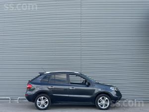 Pelēks Renault Koleos 2012 Rīga, ar dzinēja tilpumu 2.00 L un nobraukumu 191 tūkst. km par 5650 €, foto 6 vietnē AUTOMOTO.COM.LV