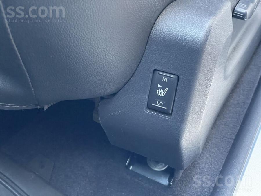Pelēks Renault Koleos 2012 Rīga, ar dzinēja tilpumu 2.00 L un nobraukumu 191 tūkst. km par 5650 €, foto 10 vietnē AUTOMOTO.COM.LV