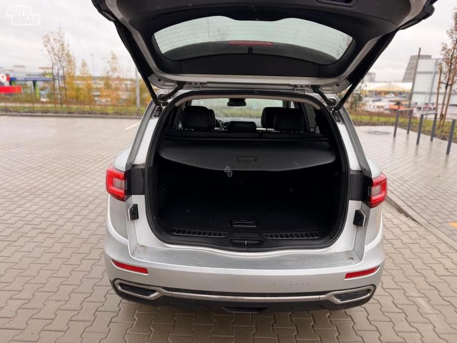 Grey Renault Koleos 2018 in Vilnius, with an engine capacity of 2.00 L and mileage of 210 thousand km for 9950 €, photo 12 on AUTOMOTO.COM.LV