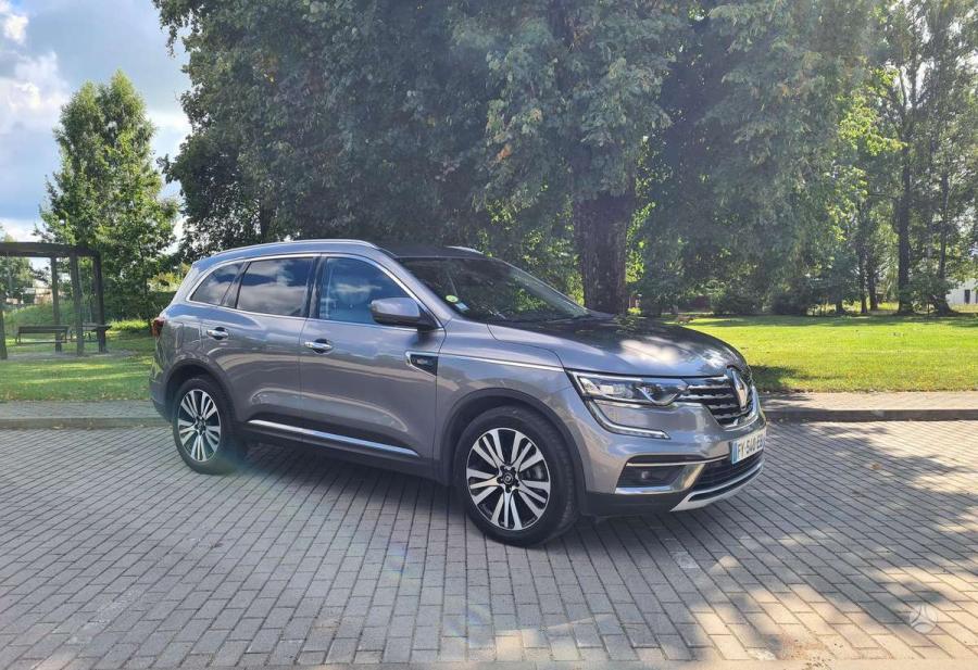 Grey Renault Koleos 2021 in Taurage, with an engine capacity of 2.00 L and mileage of 278 thousand km for 13300 €, photo 5 on AUTOMOTO.COM.LV