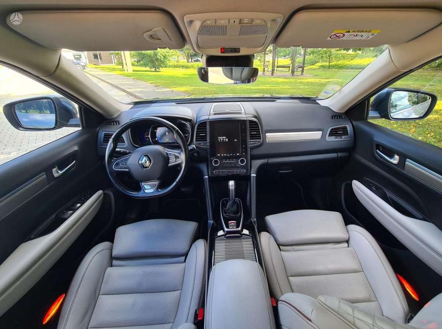 Grey Renault Koleos 2021 in Taurage, with an engine capacity of 2.00 L and mileage of 278 thousand km for 13300 €, photo 17 on AUTOMOTO.COM.LV