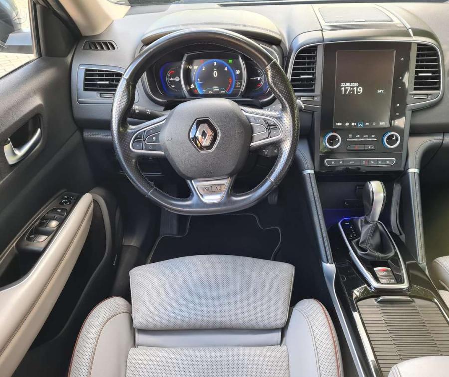 Grey Renault Koleos 2021 in Taurage, with an engine capacity of 2.00 L and mileage of 278 thousand km for 13300 €, photo 18 on AUTOMOTO.COM.LV