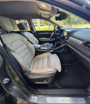 Grey Renault Koleos 2021 in Taurage, with an engine capacity of 2.00 L and mileage of 278 thousand km for 12400 €, photo 17 on AUTOMOTO.COM.LV