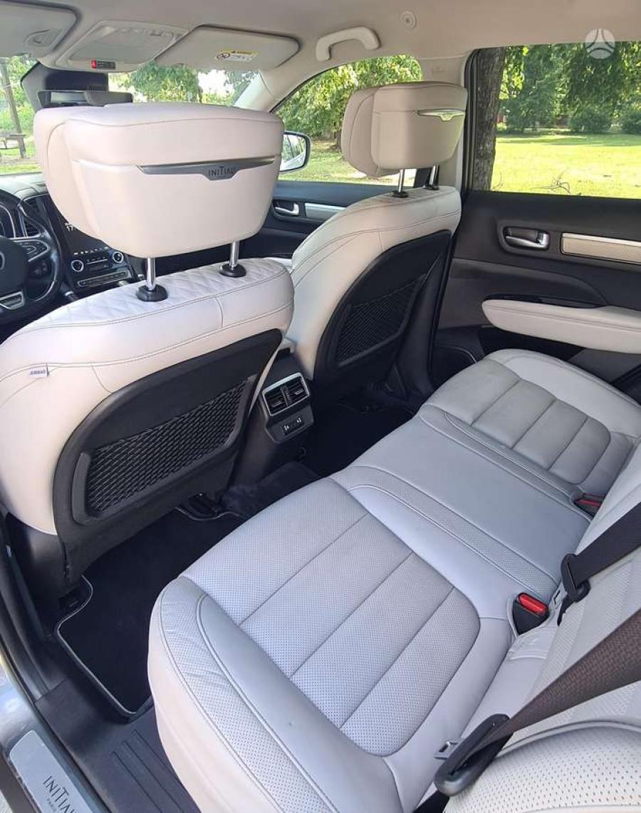 Grey Renault Koleos 2021 in Taurage, with an engine capacity of 2.00 L and mileage of 278 thousand km for 12400 €, photo 18 on AUTOMOTO.COM.LV
