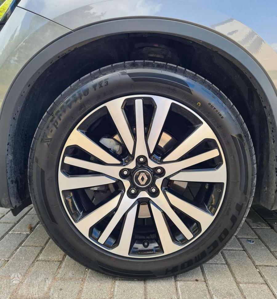 Grey Renault Koleos 2021 in Taurage, with an engine capacity of 2.00 L and mileage of 278 thousand km for 12400 €, photo 28 on AUTOMOTO.COM.LV