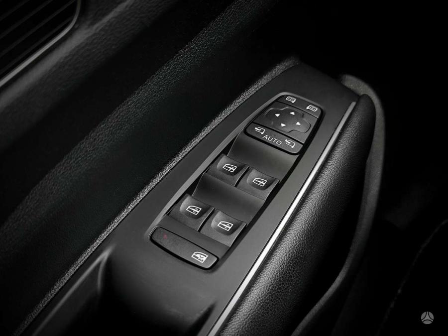 Grey Renault Koleos 2022 in Kaunas, with an engine capacity of 1.33 L and mileage of 48 thousand km for 19300 €, photo 23 on AUTOMOTO.COM.LV
