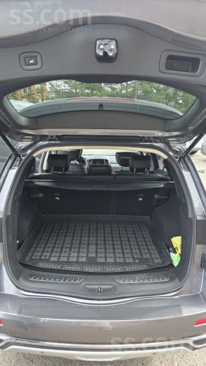 Pelēks Renault Koleos 2023 Rīga, ar dzinēja tilpumu 2.00 L un nobraukumu 46 tūkst. km par 27500 €, foto  vietnē AUTOMOTO.COM.LV