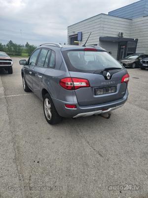 Pelēks Renault Koleos 2008 Tallina, ar dzinēja tilpumu 2.00 L un nobraukumu 330 tūkst. km par 2100 €, foto 6 vietnē AUTOMOTO.COM.LV