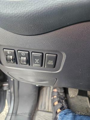 Pelēks Renault Koleos 2008 Tallina, ar dzinēja tilpumu 2.00 L un nobraukumu 330 tūkst. km par 2100 €, foto 13 vietnē AUTOMOTO.COM.LV