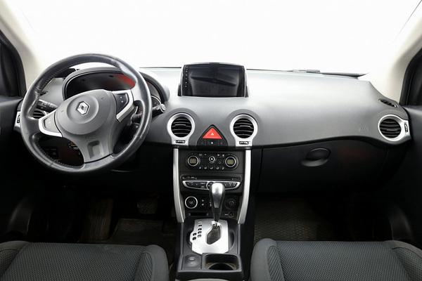 Grey Renault Koleos 2008 in Tallinn, with an engine capacity of 2.00 L and mileage of 319 thousand km for 2399 €, photo 6 on AUTOMOTO.COM.LV