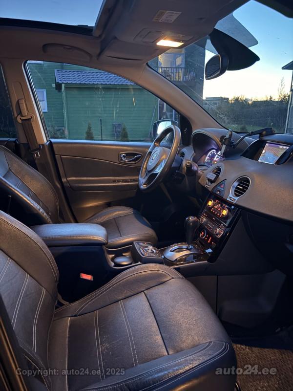 Pelēks Renault Koleos 2014 Tallina, ar dzinēja tilpumu 2.00 L un nobraukumu 190 tūkst. km par 12000 €, foto 11 vietnē AUTOMOTO.COM.LV