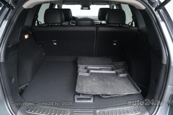 Pelēks Renault Koleos 2017 Tallina, ar dzinēja tilpumu 2.00 L un nobraukumu 185 tūkst. km par 13990 €, foto 11 vietnē AUTOMOTO.COM.LV