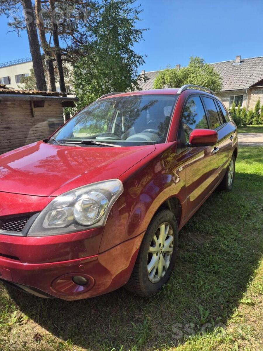 Red Renault Koleos 2008 in Riga, with an engine capacity of 2.00 L and mileage of 258 thousand km for 4600 €, photo 5 on AUTOMOTO.COM.LV