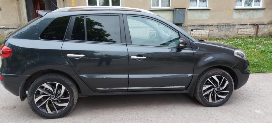 Renault Koleos 2014 Kivieli, ar dzinēja tilpumu 2.00 L un nobraukumu 204 tūkst. km par 8500 €, foto 21 vietnē AUTOMOTO.COM.LV