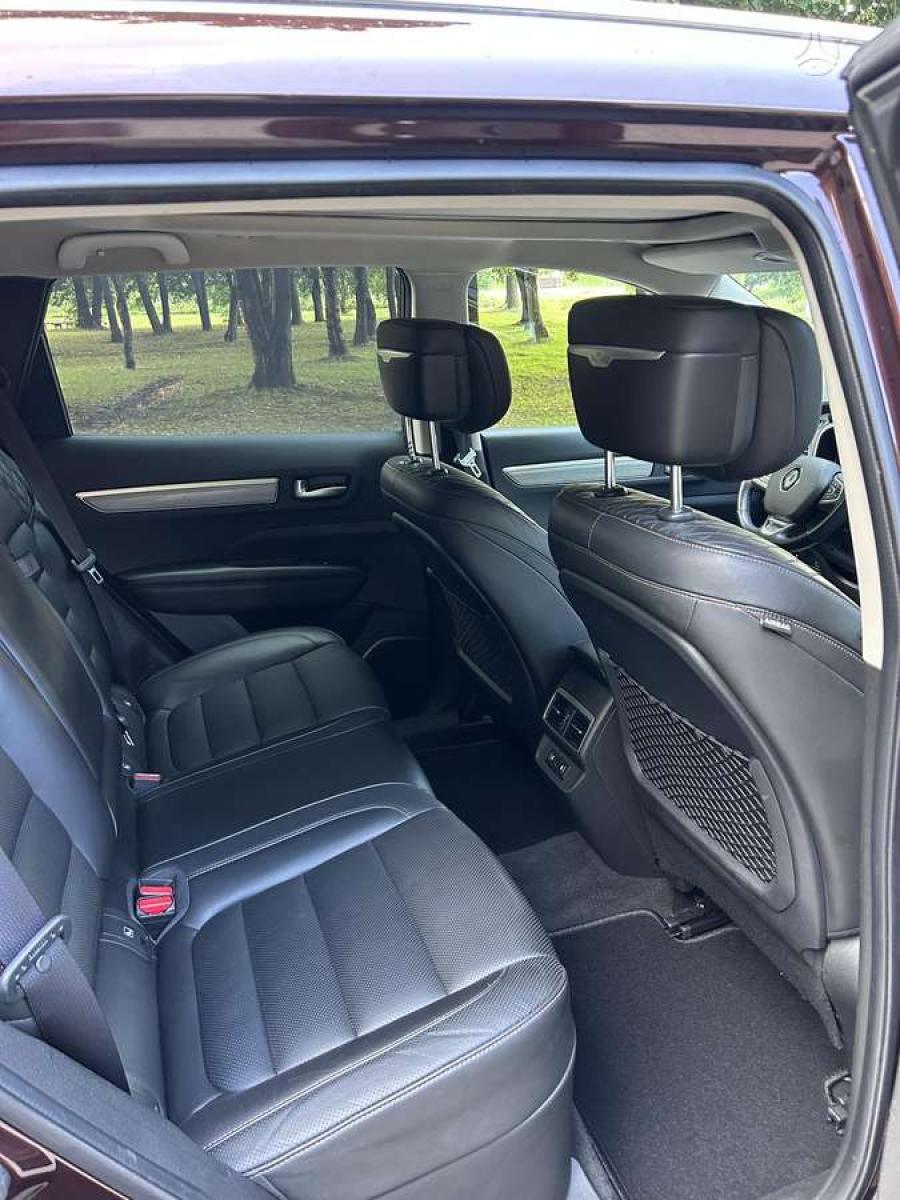 Violet Renault Koleos 2021 in Taurage, with an engine capacity of 1.33 L and mileage of 170 thousand km for 14850 €, photo 16 on AUTOMOTO.COM.LV