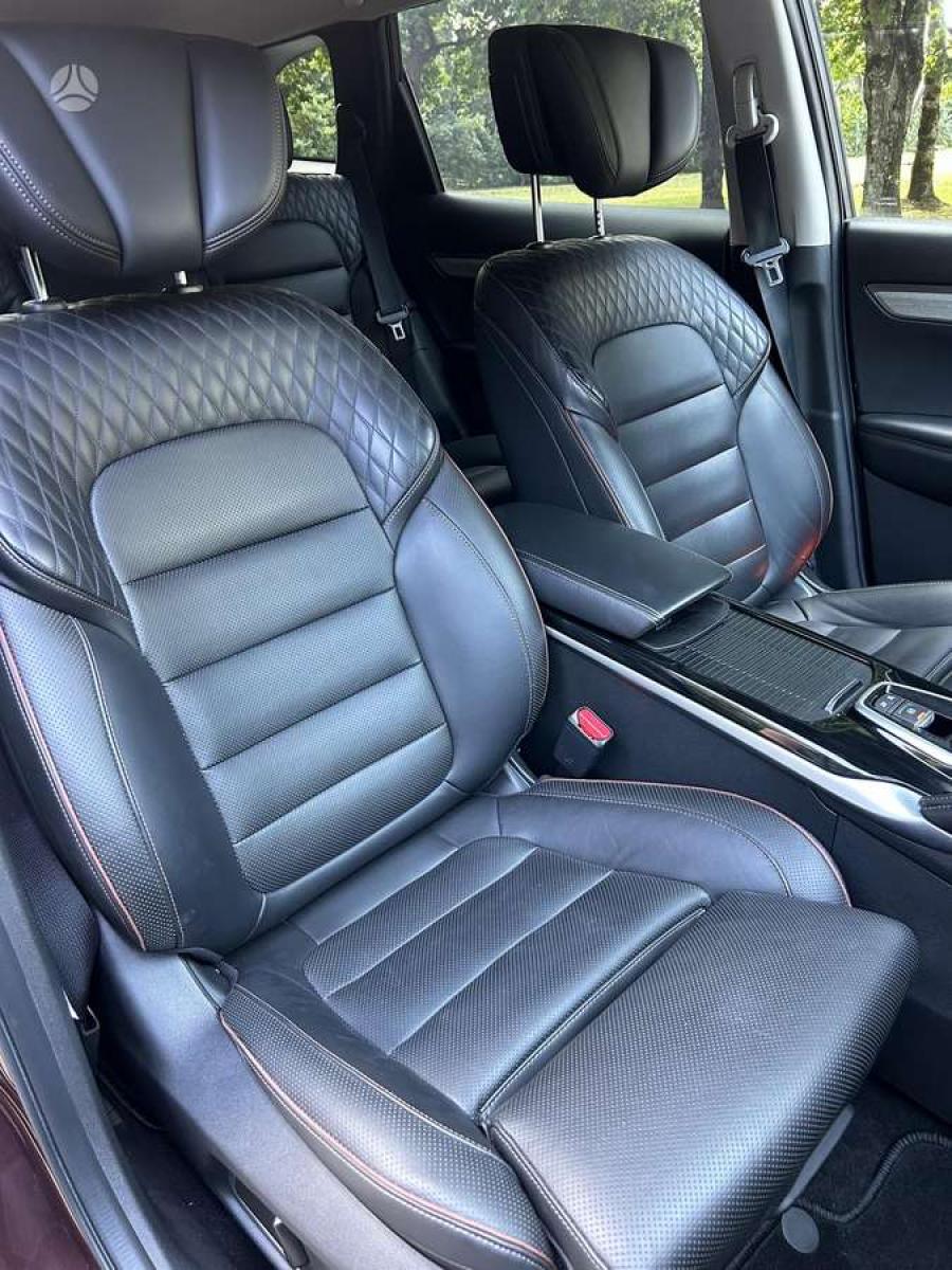 Violet Renault Koleos 2021 in Taurage, with an engine capacity of 1.33 L and mileage of 170 thousand km for 14850 €, photo 18 on AUTOMOTO.COM.LV
