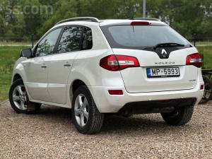 White Renault Koleos 2009 in Jelgava, with an engine capacity of 2.00 L and mileage of 0 thousand km for 3400 €, photo 3 on AUTOMOTO.COM.LV