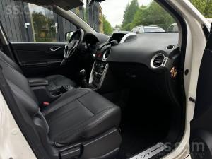 White Renault Koleos 2009 in Jelgava, with an engine capacity of 2.00 L and mileage of 0 thousand km for 3400 €, photo 9 on AUTOMOTO.COM.LV