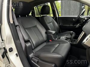White Renault Koleos 2009 in Jelgava, with an engine capacity of 2.00 L and mileage of 0 thousand km for 3400 €, photo 10 on AUTOMOTO.COM.LV