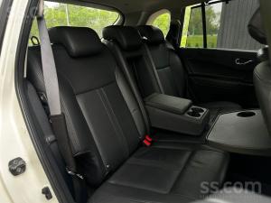 White Renault Koleos 2009 in Jelgava, with an engine capacity of 2.00 L and mileage of 0 thousand km for 3400 €, photo 13 on AUTOMOTO.COM.LV
