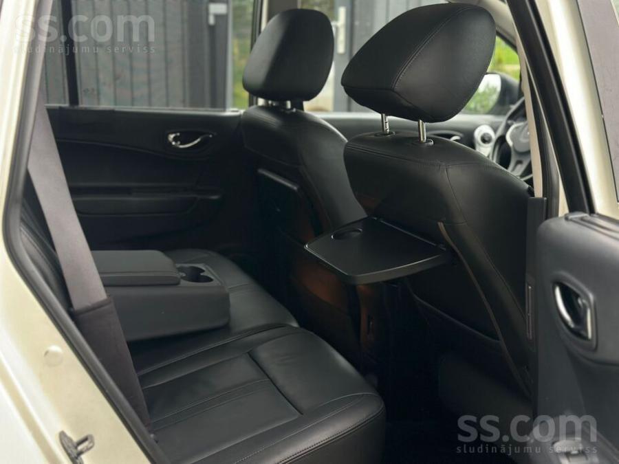 White Renault Koleos 2009 in Jelgava, with an engine capacity of 2.00 L and mileage of 0 thousand km for 3400 €, photo 14 on AUTOMOTO.COM.LV