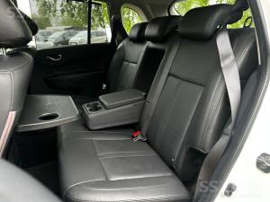White Renault Koleos 2009 in Jelgava, with an engine capacity of 2.00 L and mileage of 0 thousand km for 3400 €, photo 20 on AUTOMOTO.COM.LV