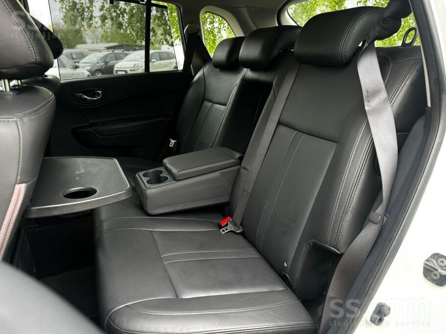 White Renault Koleos 2009 in Jelgava, with an engine capacity of 2.00 L and mileage of 0 thousand km for 3400 €, photo 20 on AUTOMOTO.COM.LV