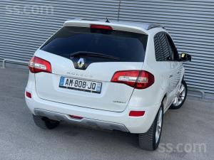 Balts Renault Koleos 2010 Rīga, ar dzinēja tilpumu 2.00 L un nobraukumu 257 tūkst. km par 4250 €, foto 4 vietnē AUTOMOTO.COM.LV