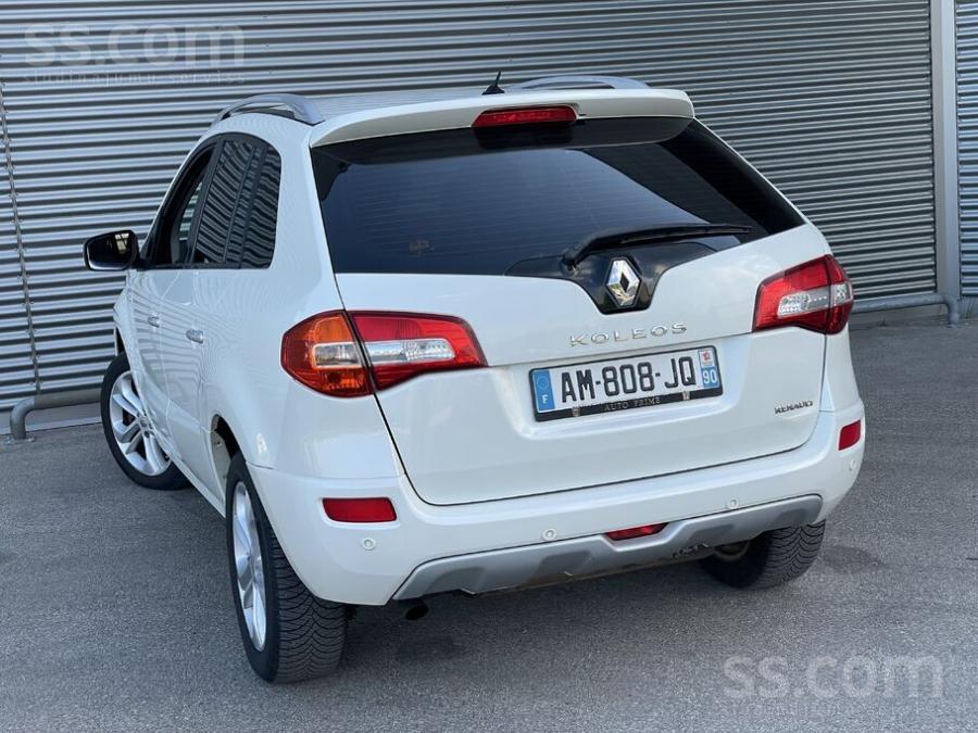 Balts Renault Koleos 2010 Rīga, ar dzinēja tilpumu 2.00 L un nobraukumu 257 tūkst. km par 4250 €, foto 5 vietnē AUTOMOTO.COM.LV