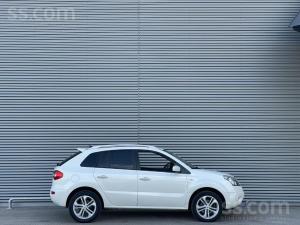 Balts Renault Koleos 2010 Rīga, ar dzinēja tilpumu 2.00 L un nobraukumu 257 tūkst. km par 4250 €, foto 6 vietnē AUTOMOTO.COM.LV
