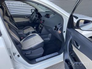Balts Renault Koleos 2010 Rīga, ar dzinēja tilpumu 2.00 L un nobraukumu 257 tūkst. km par 4250 €, foto 13 vietnē AUTOMOTO.COM.LV