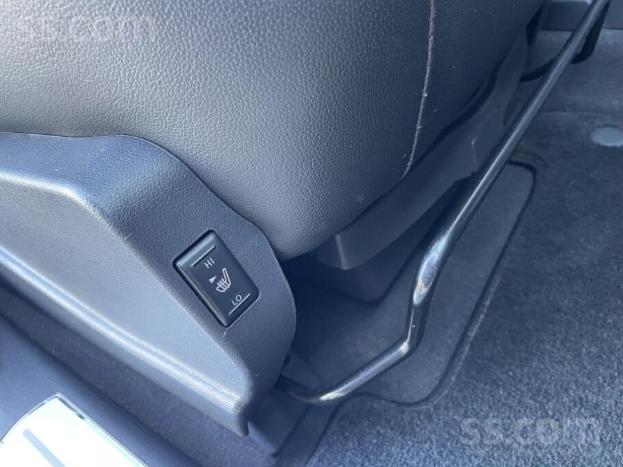 Balts Renault Koleos 2010 Rīga, ar dzinēja tilpumu 2.00 L un nobraukumu 257 tūkst. km par 4250 €, foto 14 vietnē AUTOMOTO.COM.LV