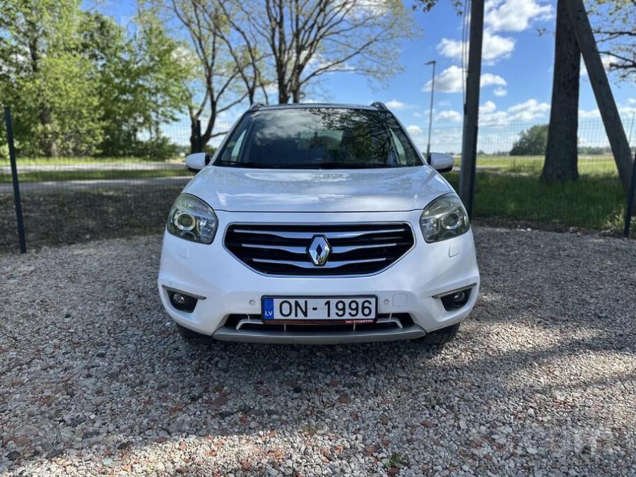 White Renault Koleos 2011 in Cesis, with an engine capacity of 2.00 L and mileage of 0 thousand km for 5400 €, photo 3 on AUTOMOTO.COM.LV