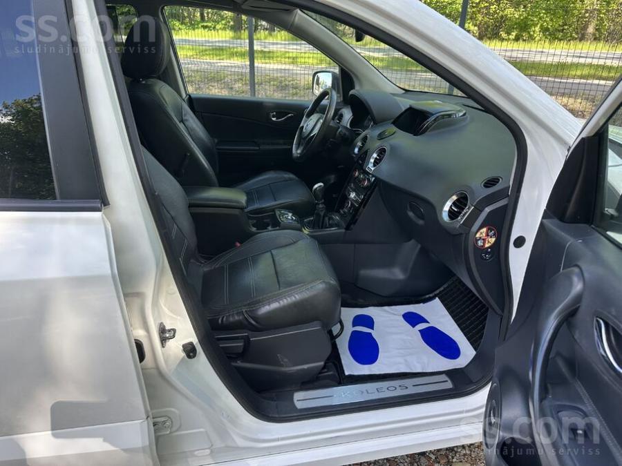 White Renault Koleos 2011 in Cesis, with an engine capacity of 2.00 L and mileage of 0 thousand km for 5400 €, photo 23 on AUTOMOTO.COM.LV