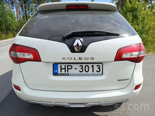 Balts Renault Koleos 2011 Rīga, ar dzinēja tilpumu 2.00 L un nobraukumu 267 tūkst. km par 4550 €, foto 6 vietnē AUTOMOTO.COM.LV