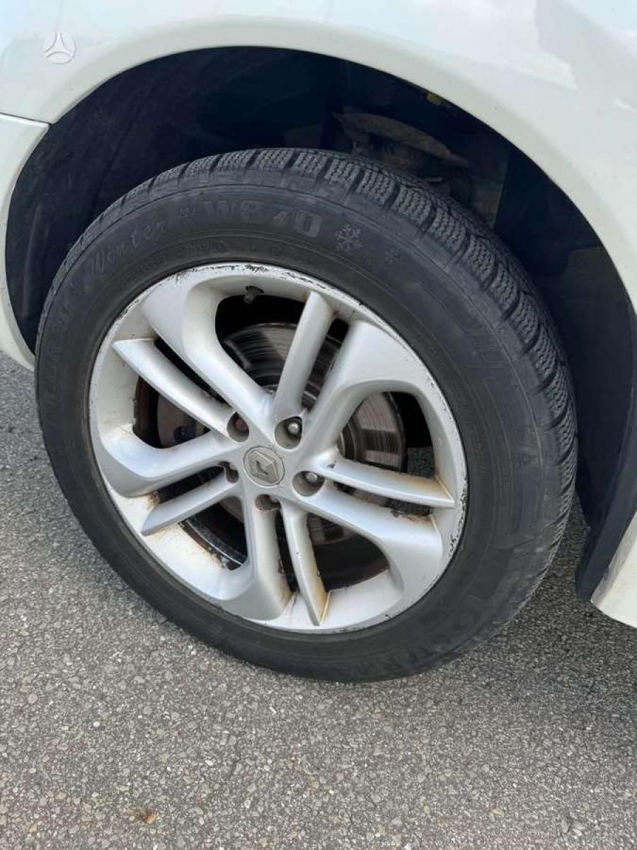 Balts Renault Koleos 2011 Panevēža, ar dzinēja tilpumu 2.00 L un nobraukumu 375 tūkst. km par 3800 €, foto 12 vietnē AUTOMOTO.COM.LV
