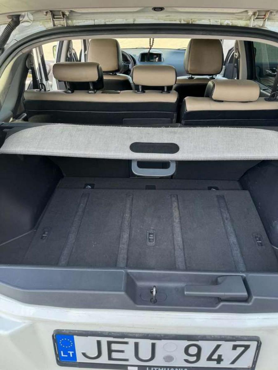 Balts Renault Koleos 2011 Panevēža, ar dzinēja tilpumu 2.00 L un nobraukumu 375 tūkst. km par 3800 €, foto 24 vietnē AUTOMOTO.COM.LV
