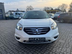 White Renault Koleos 2012 in Cesis, with an engine capacity of 2.00 L and mileage of 214 thousand km for 6750 €, photo 6 on AUTOMOTO.COM.LV