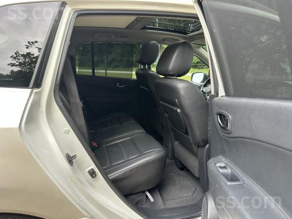 Balts Renault Koleos 2012 Cēsis, ar dzinēja tilpumu 2.00 L un nobraukumu 0 tūkst. km par 6700 €, foto 8 vietnē AUTOMOTO.COM.LV