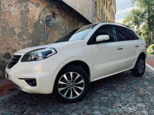 White Renault Koleos 2012 in Cesis, with an engine capacity of 2.00 L and mileage of 0 thousand km for 5990 €, photo 5 on AUTOMOTO.COM.LV