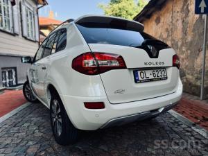 White Renault Koleos 2012 in Cesis, with an engine capacity of 2.00 L and mileage of 0 thousand km for 5990 €, photo 8 on AUTOMOTO.COM.LV