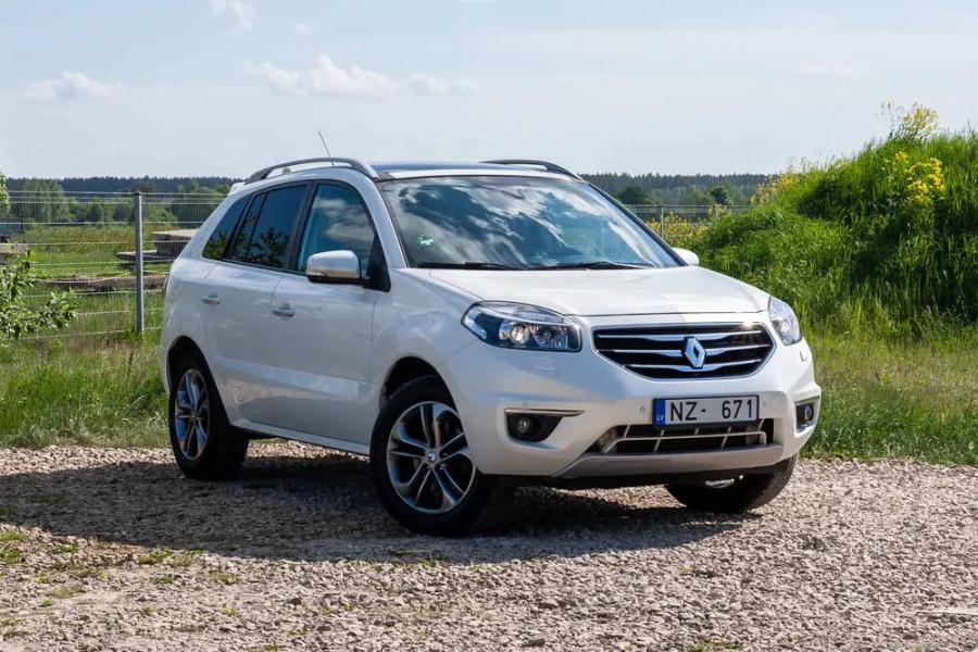 Balts Renault Koleos 2012 Rīga, ar dzinēja tilpumu 2.00 L un nobraukumu 265 tūkst. km par 6995 €, foto 1 vietnē AUTOMOTO.COM.LV